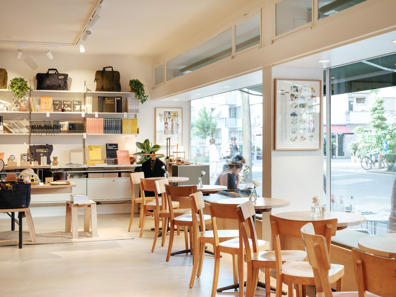 Cafe Monocle - kosmopolitischer Hotspot im Seefeld